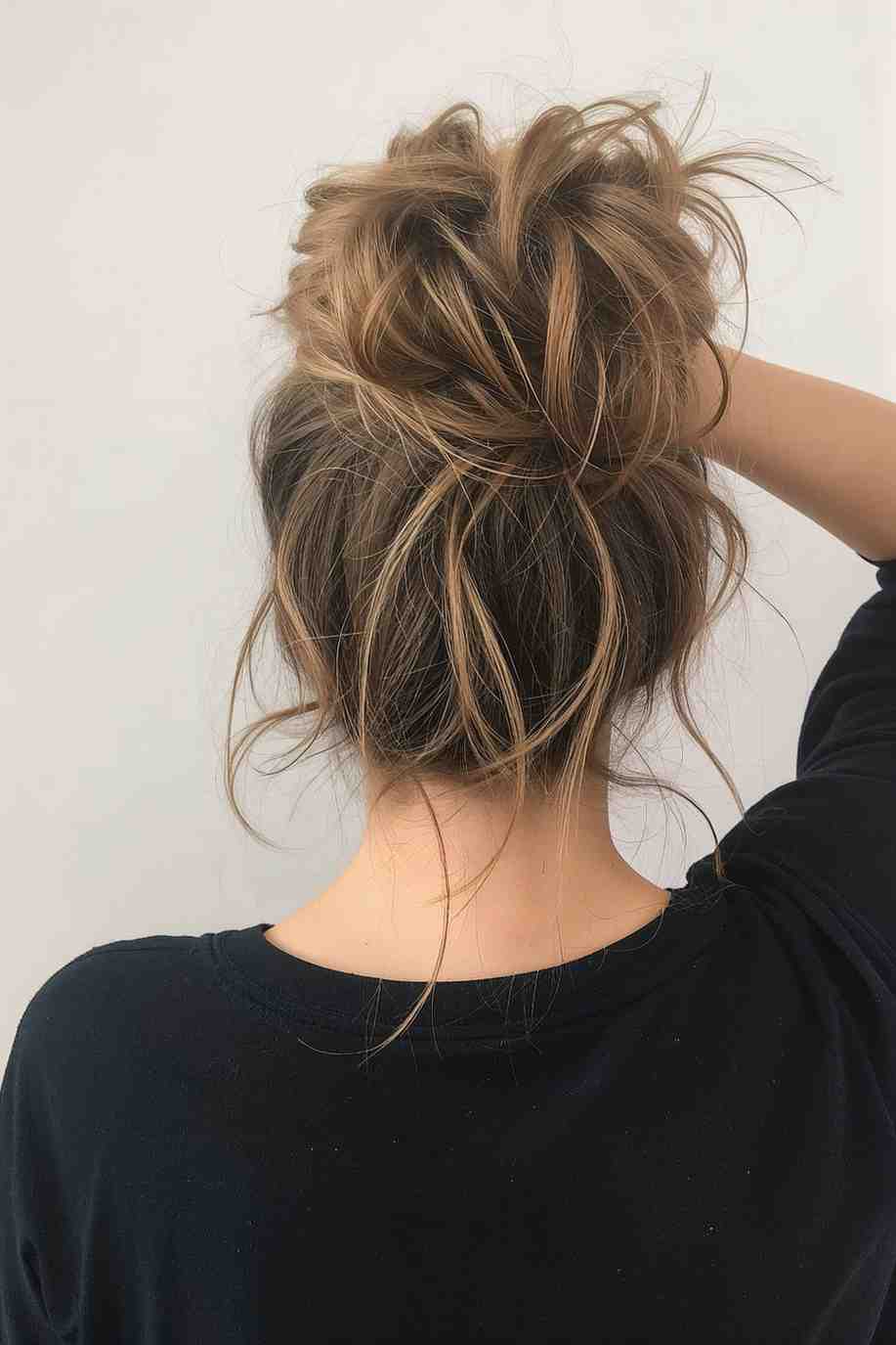 16 From Sleek to Messy: Fall Hairstyles for All Hair Types | Gleametic